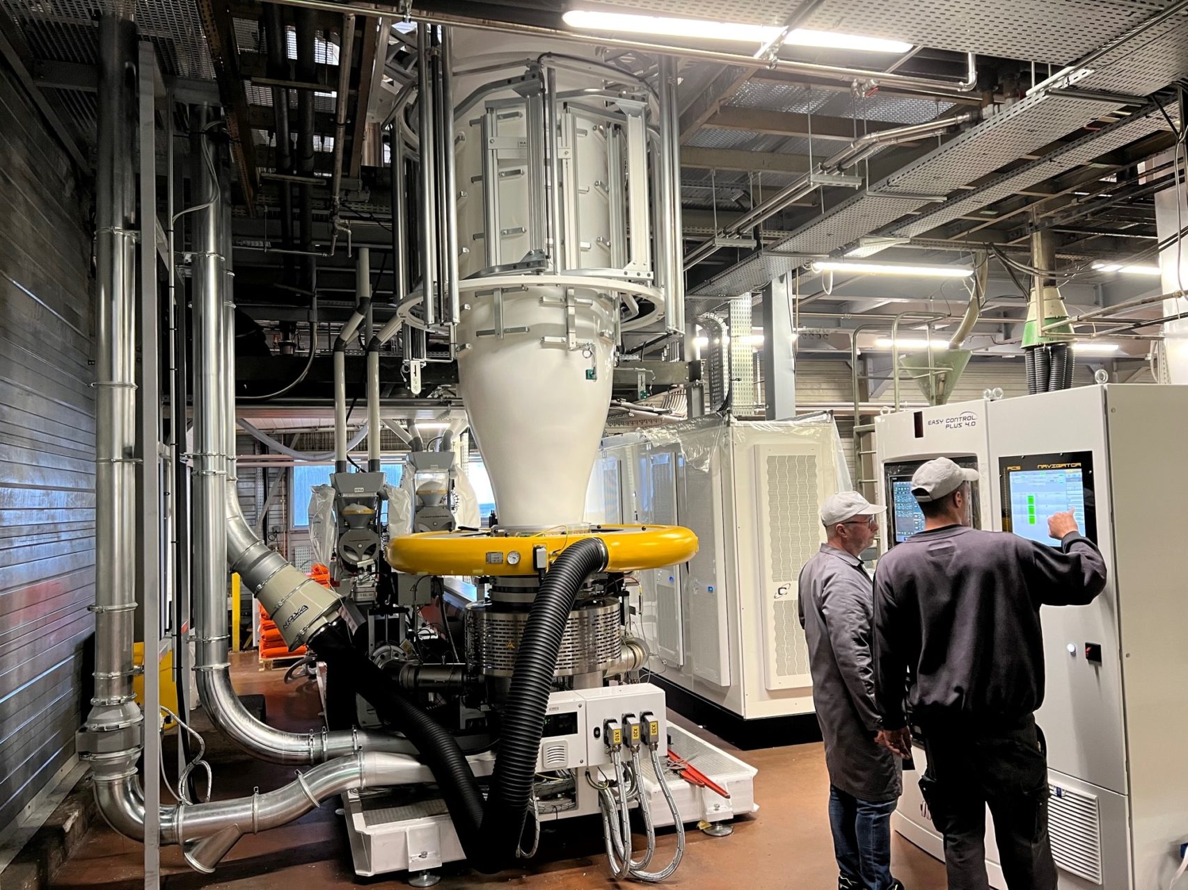 AEP Group | Investment in a new co-extruder machine